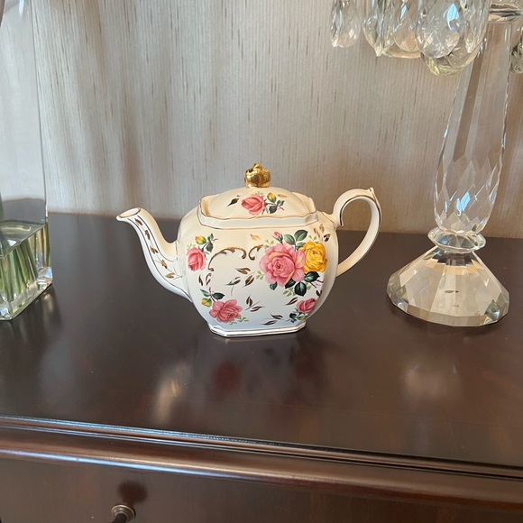 Vintage | Kitchen | Sadler Cube Teapot Pink Yellowcabbage Roses Motif ...